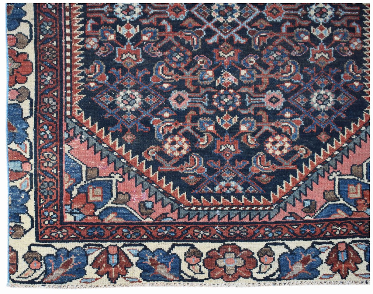 Handmade Mini Vintage Persian Rug | 143 x 85 cm | 4'8" x 2'9"